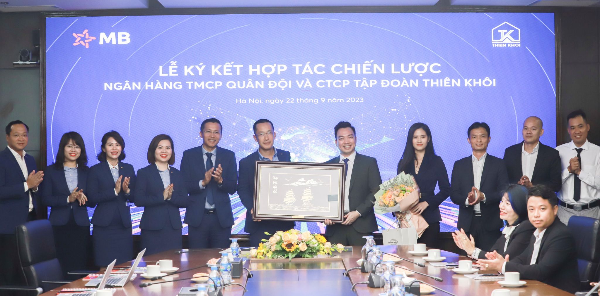 Kỷ niệm 1 năm hợp tác chiến lược MB Bank – Thiên Khôi Group - Thiên ...